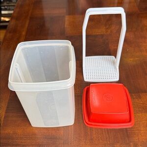 Tupperware | Kitchen | Tupperware Pick A Deli Pickle Keeper Large 825 ...